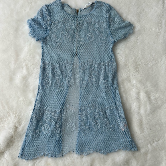 HYFVE | Tops | Blue Lace Open Back Blouse | Poshmark